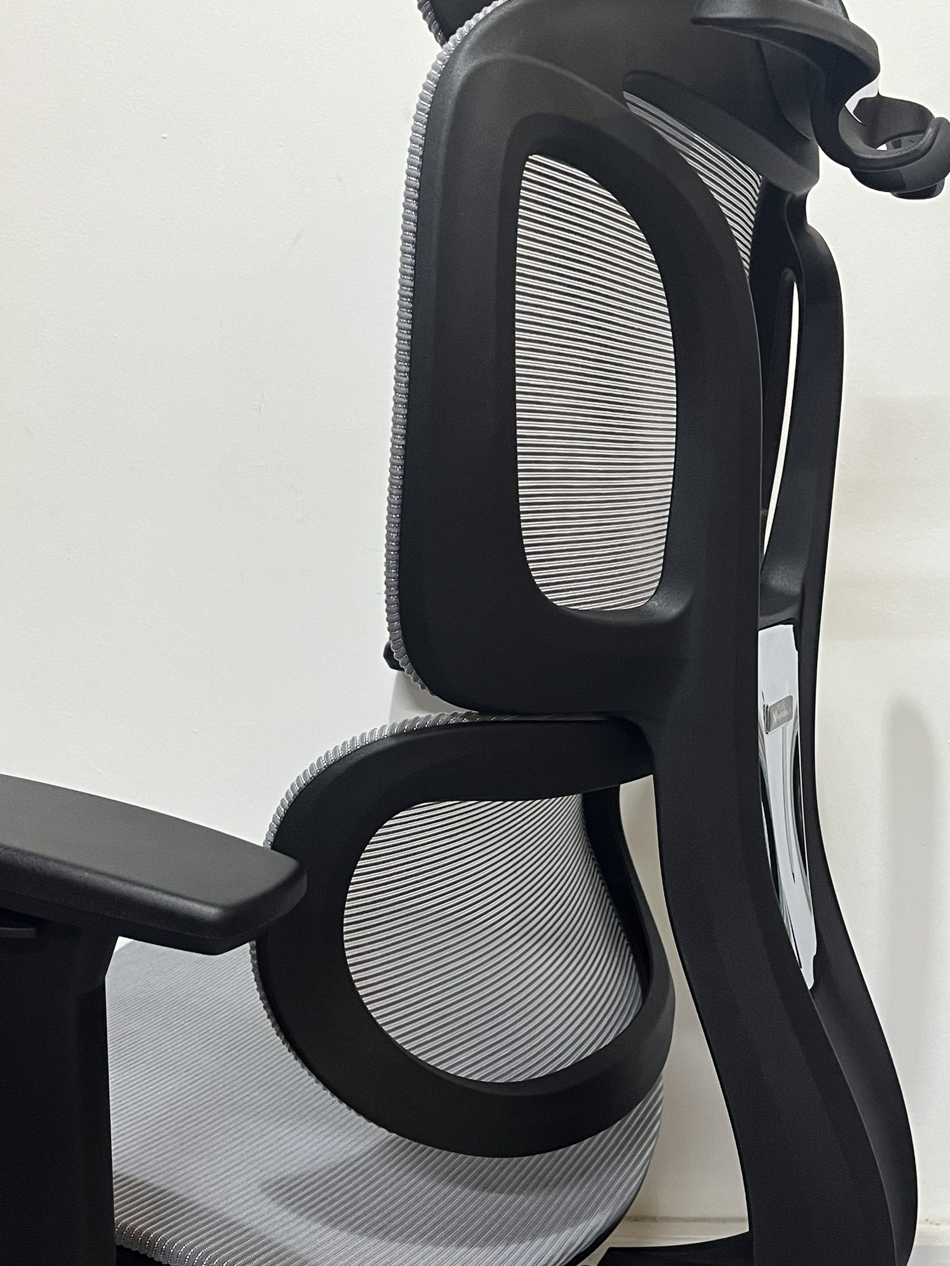 NextChair Review. My honest review affordable ergonomic chair in Singapore.